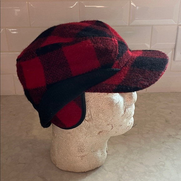 vintage USA | Accessories | Vintage Red Black Buffalo Plaid Hunting Hat ...